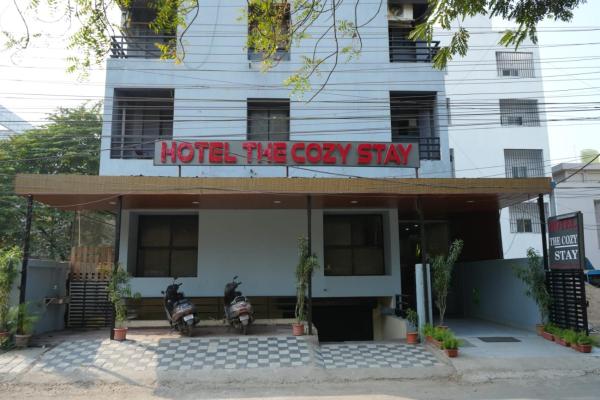 The Cozy Stay - Indore