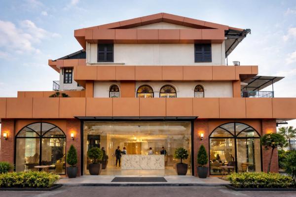 Cochrane Place By Teesta Hotels - China