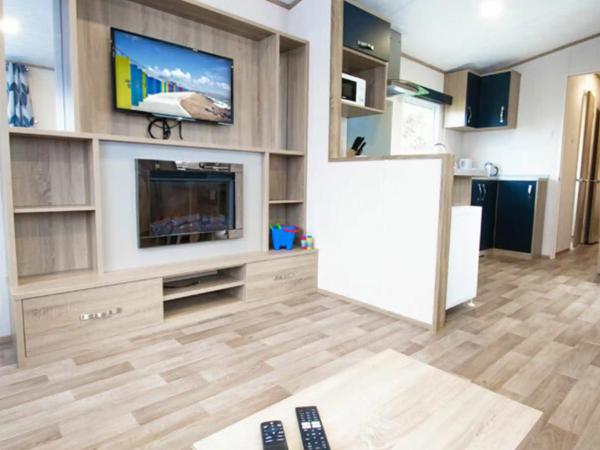 1. 2 Bedroom Statement 2 Caravan- Sleeps 6 - New Forest