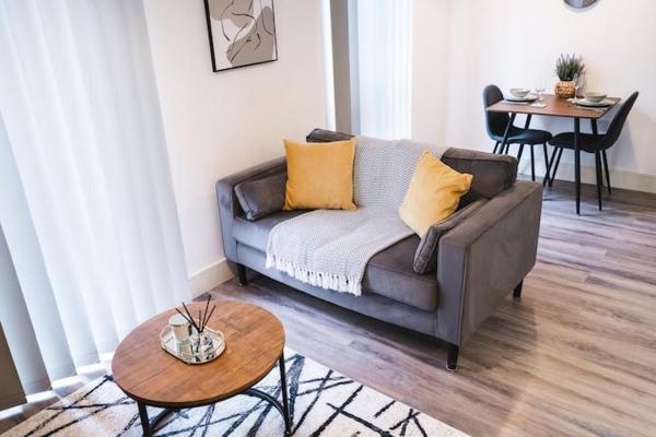 The Interchange - 2-bed - Brand New - Central - Altrincham