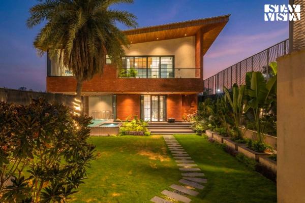 Stayvista's Palm Tree Breeze - 3bhk Villa Near Jaipur Airport With Private Pool - Jaipur