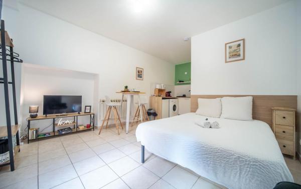 Calme En Plein Cœur Du Quartier Historique - Saint-Marcel