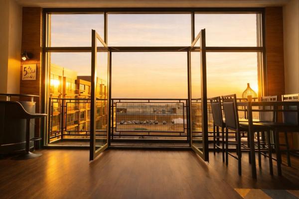 Downtown Sleeps 8 By Cedar Point & Sports Force! - Sandusky, OH