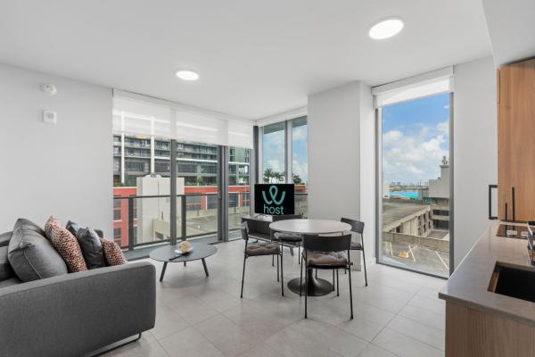 Premium High-rise Living At 501 First - Downtown Miami - Miami, FL