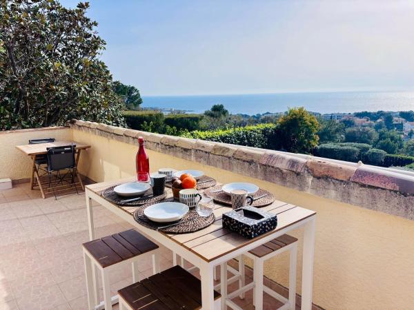 Magnifique T4 Haut De Villa Vue Mer-3 Chambres - Bandol