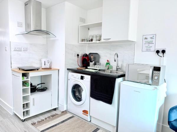 Studio Near Heathrew Airport - Ruislip