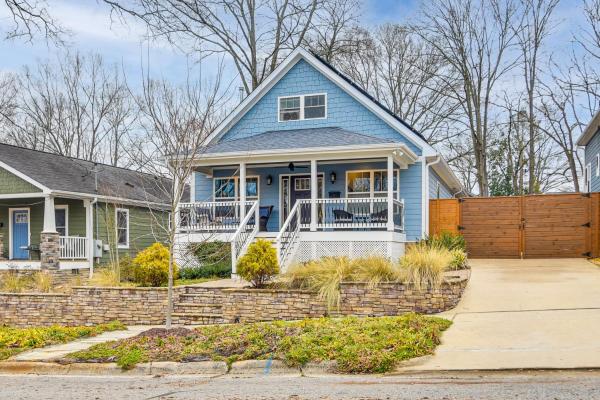 2 Mi To Duke & Dtwn Durham: Modern Home W/ Patio! - Durham, NC