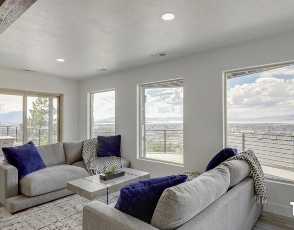 Panoramic Luxury Estate With Indoor Court & Sauna - Orem, UT