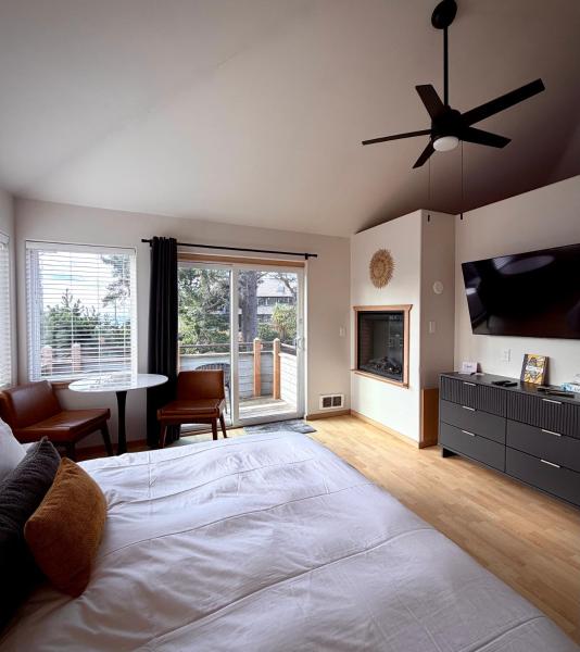 The Inn At Manzanita - Rockaway Beach, OR