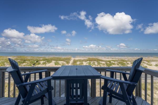 4785 - Paradise Found - Kitty Hawk, NC