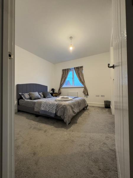 Beautiful Private Ensuite Minutes To City Centre - Stoke-on-Trent