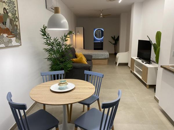 Santa Pola Suites - Self Check-in Near Beach - Elche