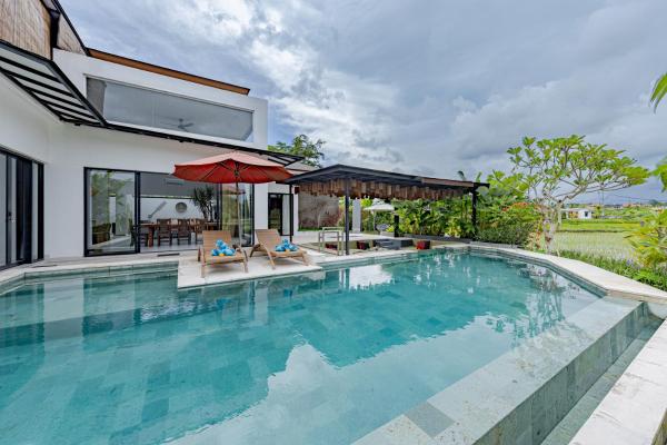 Villa Cakra - 4 Bedroom Luxury Villa With Infinity Pool And Paddy Field View Ubud - Ubud