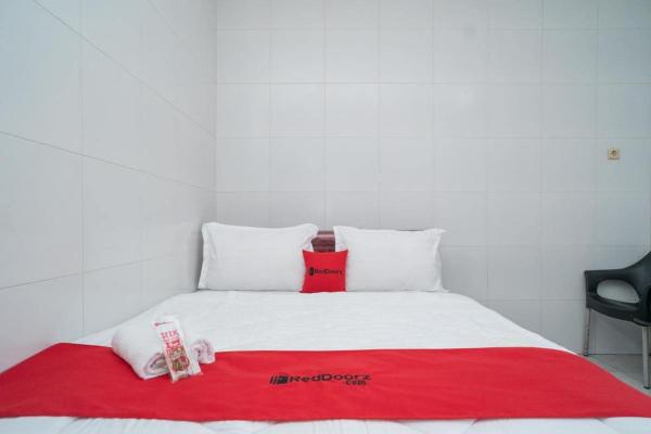 Reddoorz Plus Near Cito Mall Surabaya - 수라바야