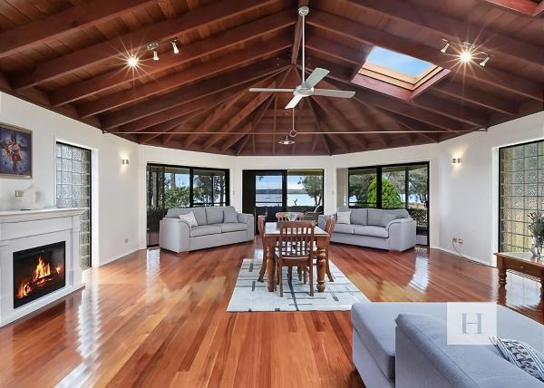 Mannering Lake House - Hunter Valley