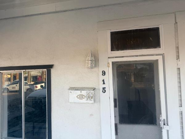 Downtown Taylor Private Entry Room 3 - Phoenix, AZ