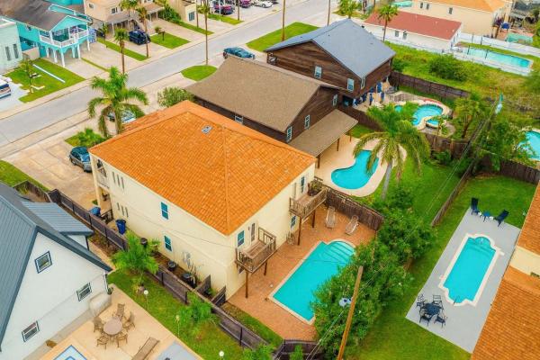 Super Near Beach Cozy 4 Plex Pool Sleep Many - South Padre Island