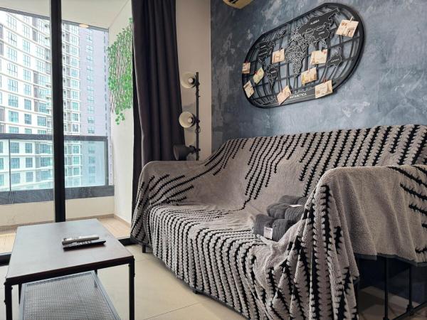 Luxury 2br Arcoris Mont Kiara 6 Pax Netflix Spacious - Kota Damansara