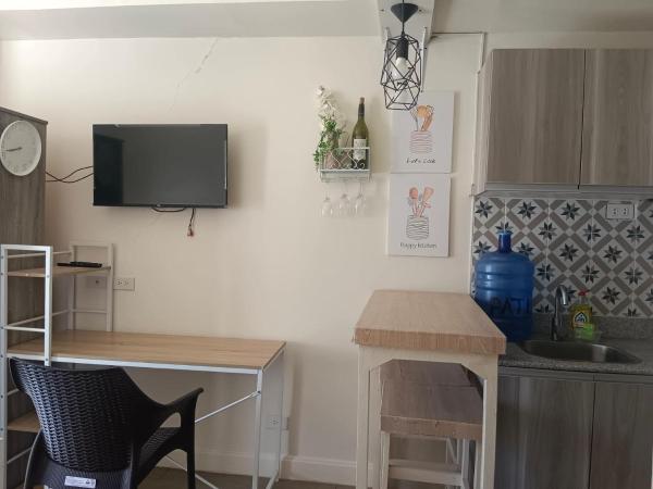 Chic Tropical Studio With Skyline View - Cebu City