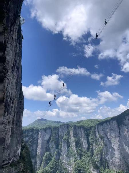 Zhangjiajie Zhijue Art Hotel-植觉艺术客舍-close To Qixing Mountain Via Ferrata-near Tianmen Mountain Cableway Station-free Route Planning-attraction Tickets Service In Advance-free Luggage Storage-coffee&chinese Tea - Zhangjiajie