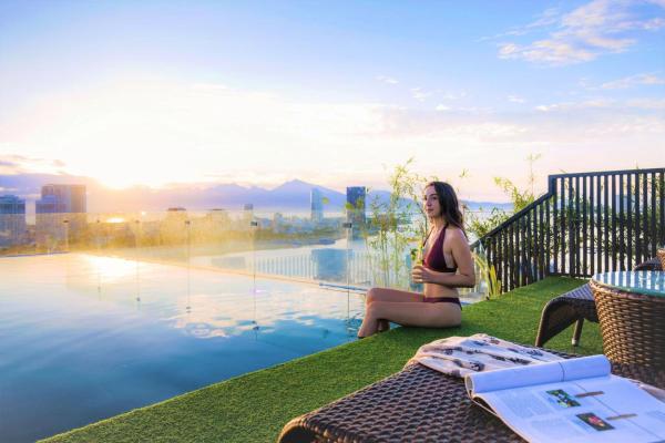 Ibiza Riverside Da Nang Hotel - Da Nang