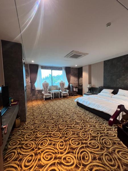 Hotel Hoàng Gia - Ho Chi Minh City