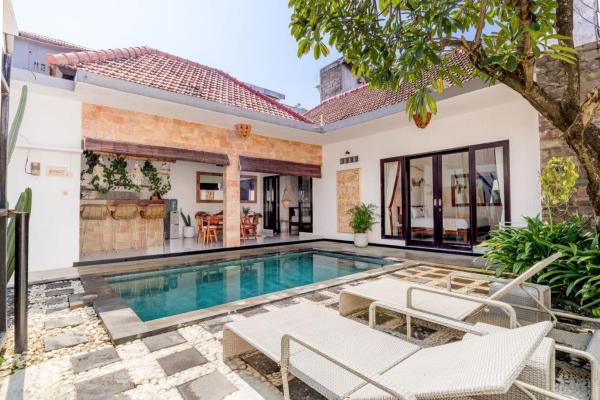 Cozy Villa 2bdr In Seminyak , Pool,800m Beach - Kuta