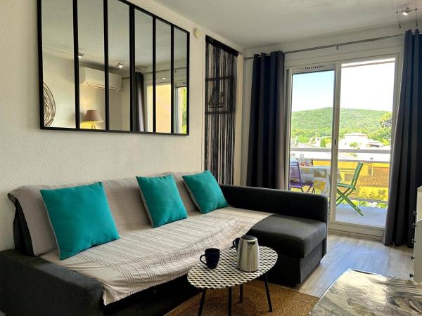 Bo570-t62 Studio Cabine 4 Couchages Bormes Les Mimosas - Île du Levant