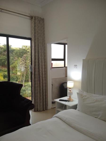 Ryan's Guest House Shawasha Hills Studio Apartment - Harare