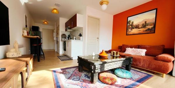 "Nuits Du Désert" - Appartement Avec Terrasse - Saint-Quentin