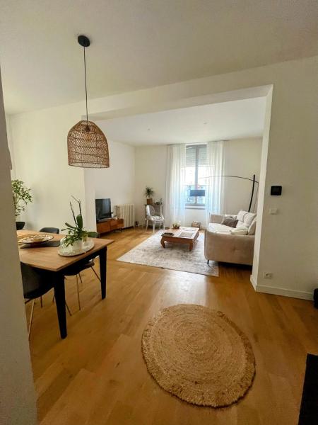 Gare - Visitation Grand Appartement , 1 Chambre - Angers