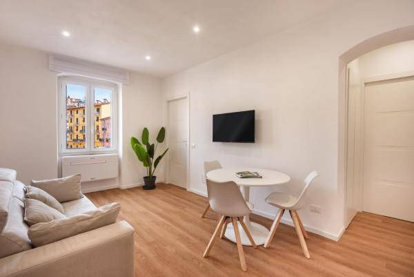 Binario 79 In Front Of The Station,a-c - Специя