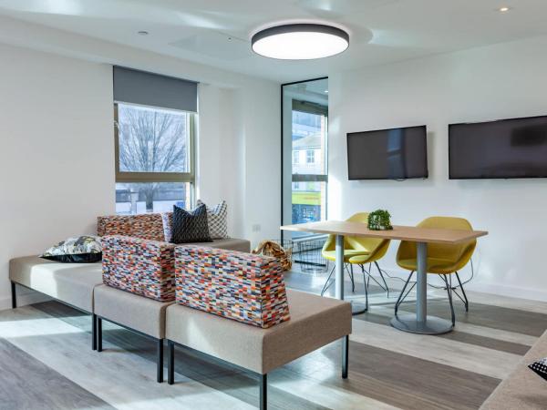 Student Only Affordable Studios In Brighton - Hove