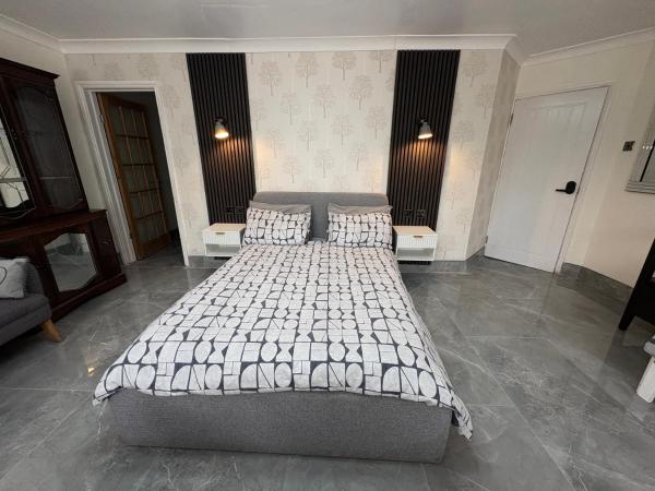 Luton Retreat - Modern 2 Bedroom Studio Near Town Centre, Station And Airport - Luton