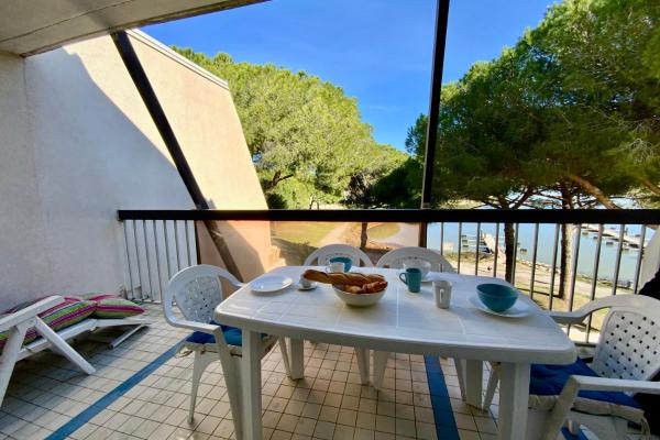 Le Petit Ponant- Studio Cosy Avec Vue Sur L'étang Et Piscine ! - La Grande-Motte