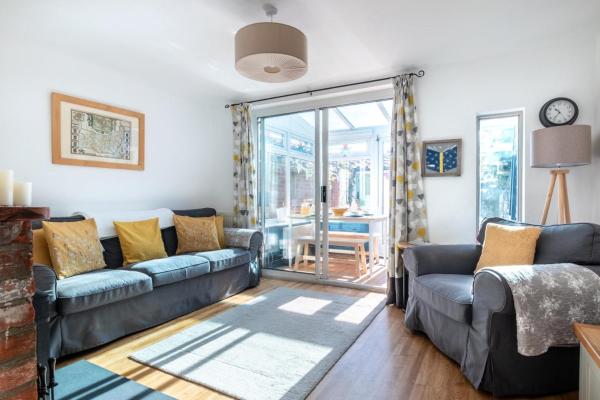 2 Bed In Woodbridge Oc-48sc - Woodbridge