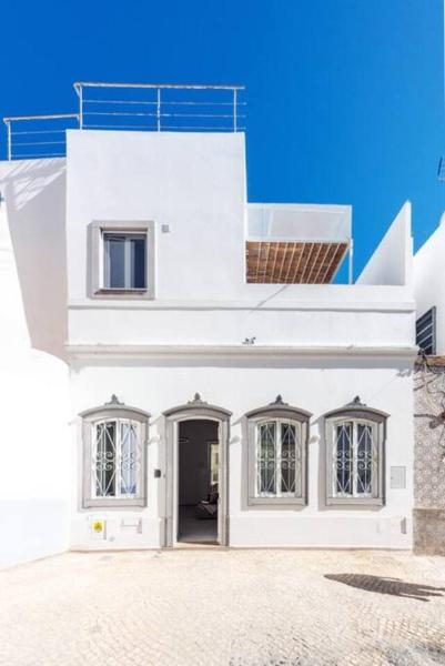Casa Sala - Private Rooftop Swiming Pool - Faro