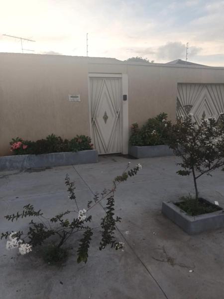 Casa Mobiliada Para Temporada Motogp 20 E 22 De Março - Goiânia