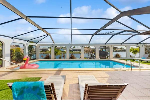 Riverfront Escape With Pool, Tiki Hut & Gulf Access Fun - Villa Kai Malie - Roelens - Sanibel