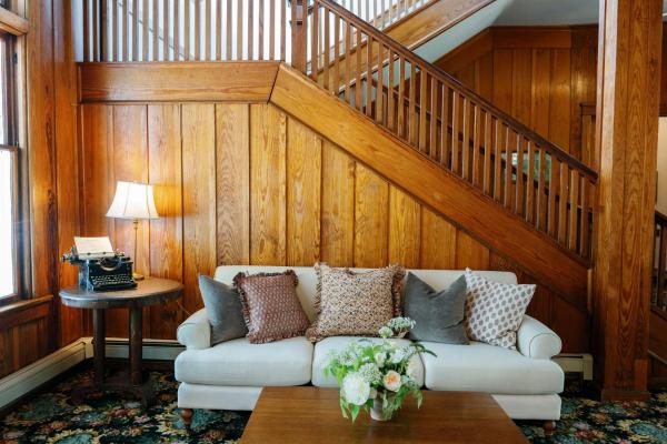 Terrace Inn And 1911 Restaurant - Petoskey, MI