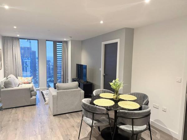 2 Bedroom En-suite In City Center For Long Stays - Manchester