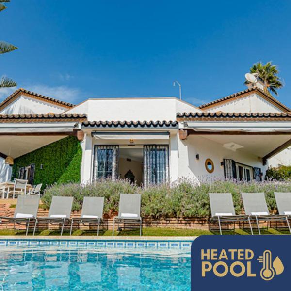 Lirios Village Marbella - Private Villas, Unbeatable Location, Heated Pools - Puerto Banús