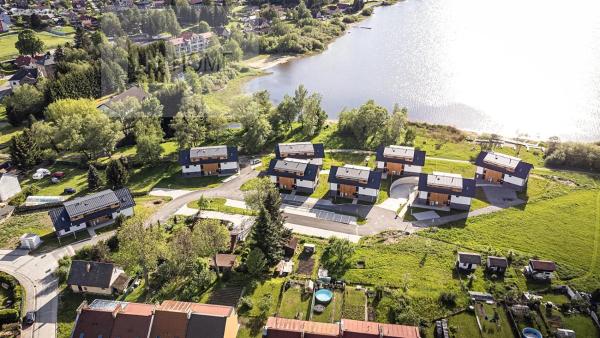 Lipno Apartments Bergmax, Ski Areál Lipno 16min Dojezd - Resort Malé Lipno S Terasou A Zahrádkou, Parking Free - Tschechien