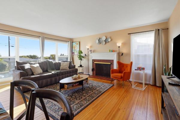 Relaxing 4 Bedroom - Full Kitchen & Dining - Bart - El Cerrito, CA