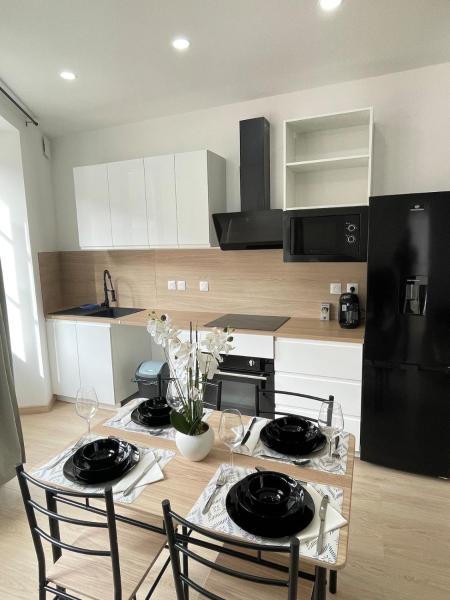2-appartement Calme Et Bien Rénové Avec 2 Chambres - Ain