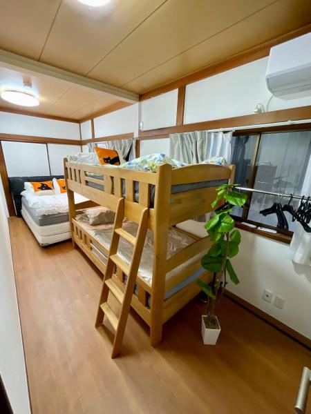 Aies Kita-senju, 1st Floor, 8-minute Walk From Kita-senju Station, Direct Access To Tokyo Skytree, Asakusa, Akihabara, Ueno, Ginza, Roppongi, Shibuya, 3 Beds, Maximum Occupancy 4 People, 40 Square Meters With Kitchen Appliances - Tokyo