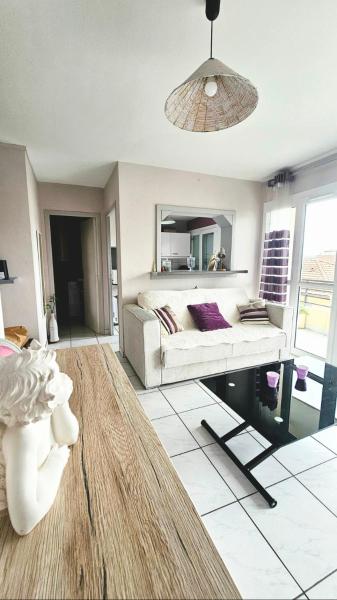 Central-parking-balcon-confortable - Aurillac