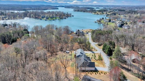 Lake Twin Cove - New! - 스미스 마운틴 호