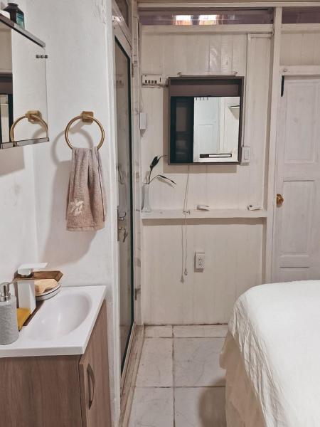 Queenstown Haven - Guyana