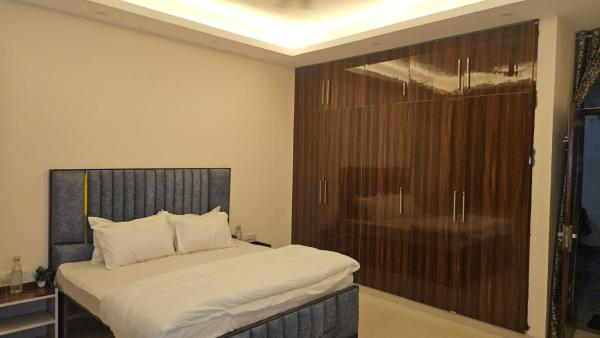 Noida Aiport Inn - Dadri